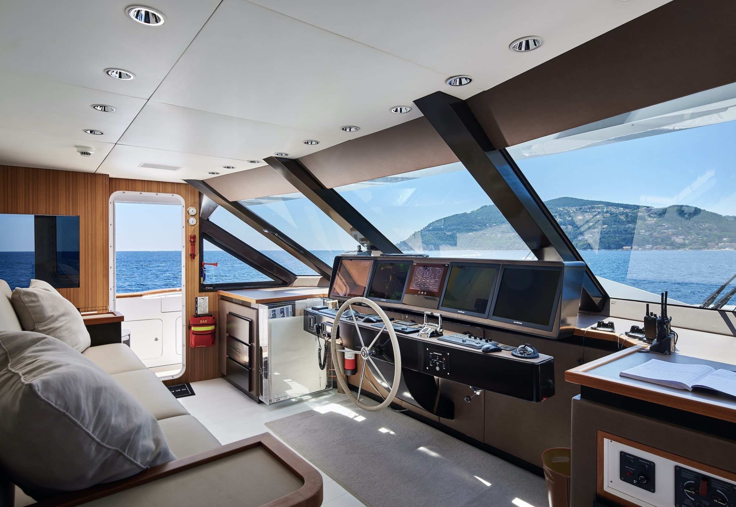 Sea Shell Yacht Charter - 212 Yachts