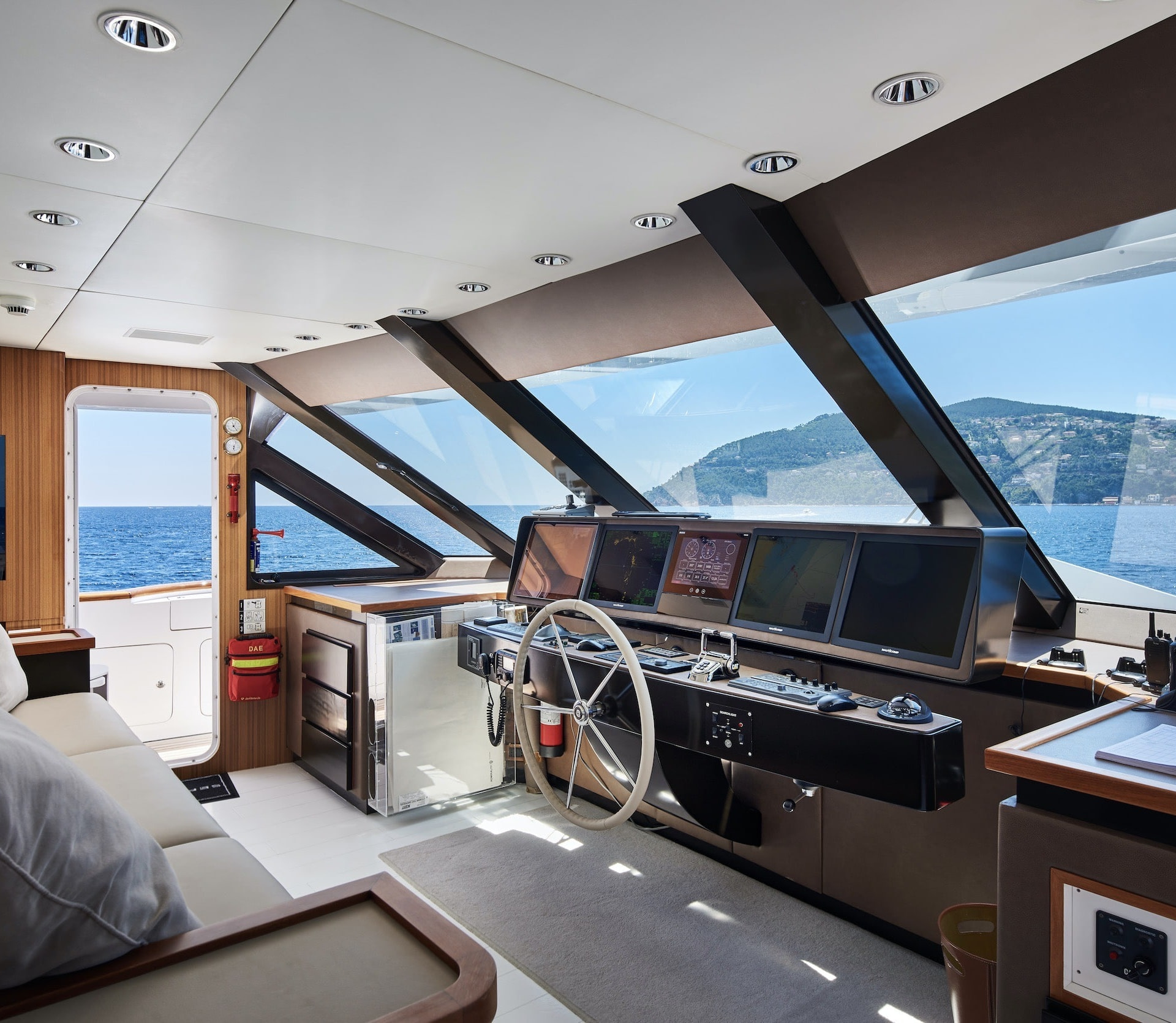 Sea Shell Yacht Charter - 212 Yachts