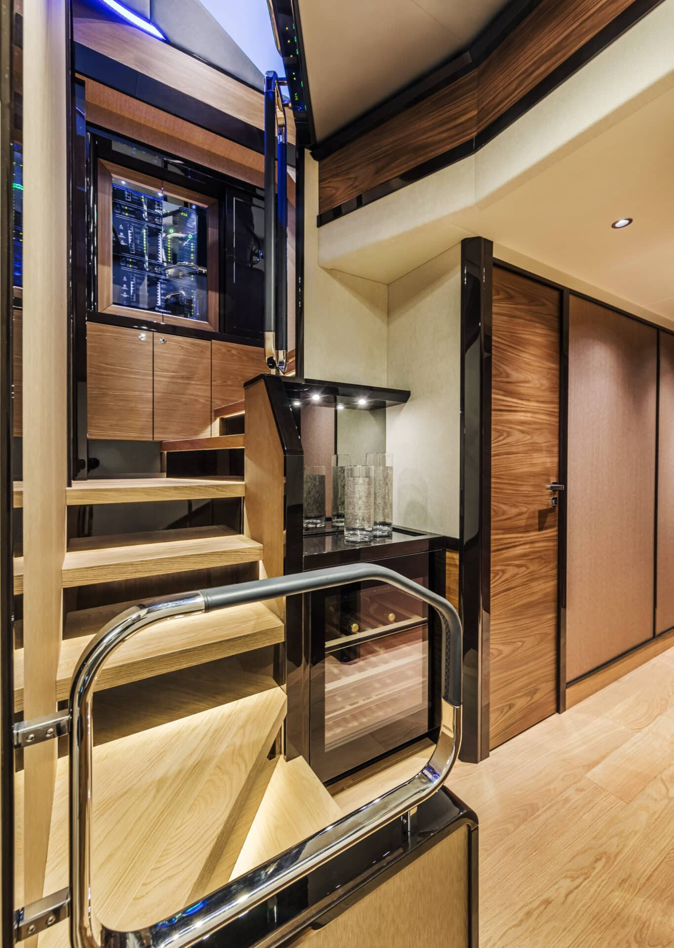 A4A Yacht Charter - 212 Yachts