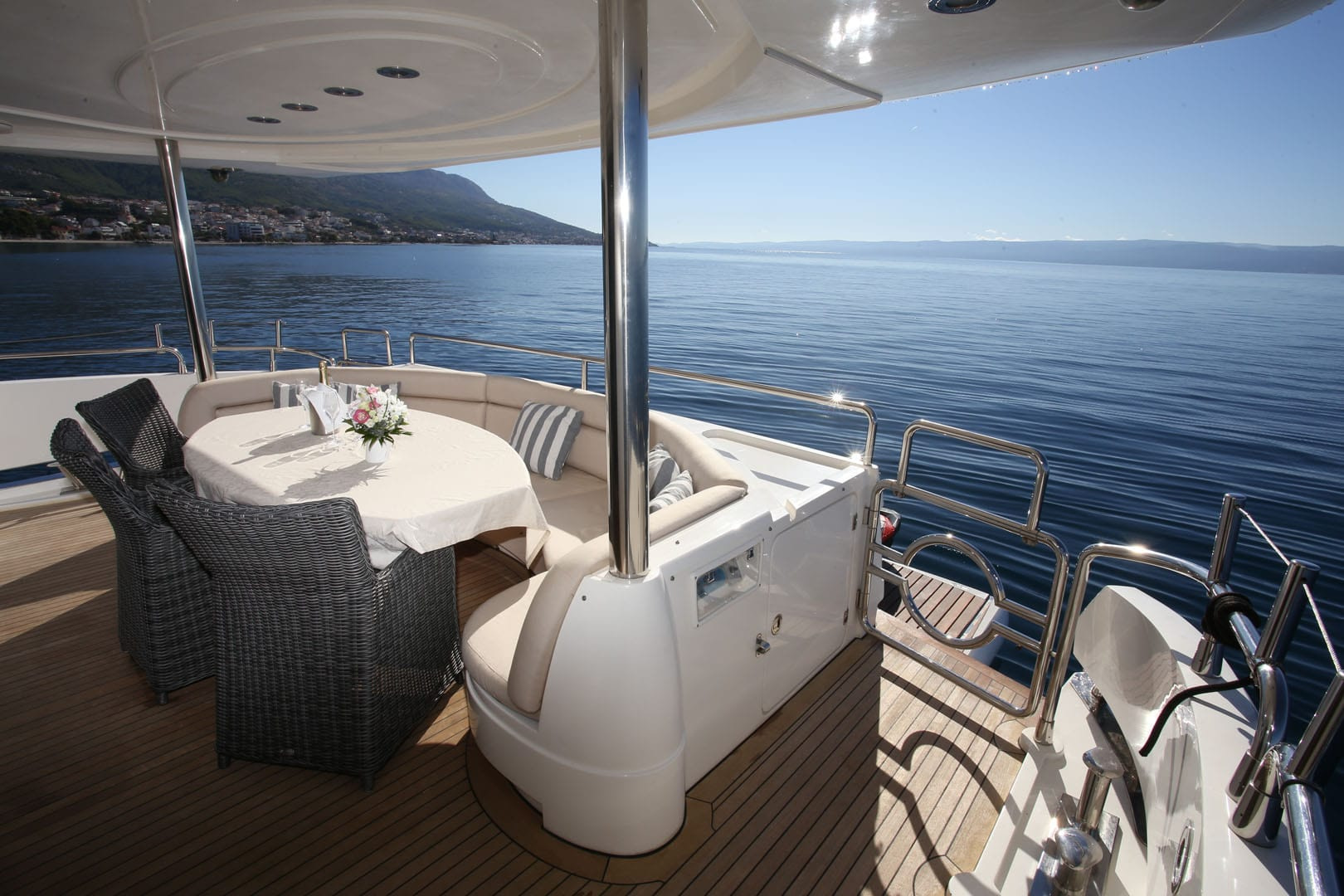 Baby I Yacht Charter - 212 Yachts
