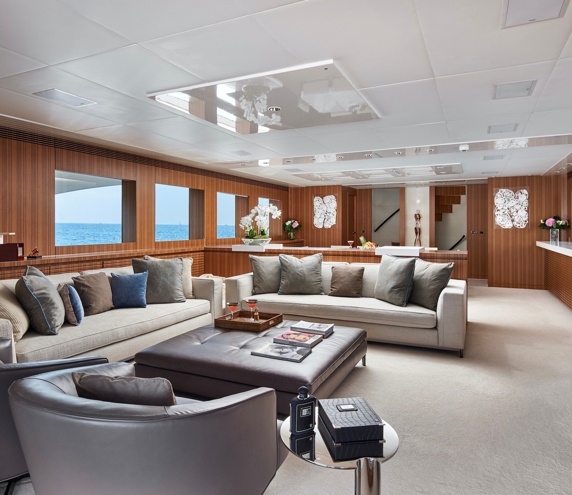 Sea Shell Yacht Charter - 212 Yachts