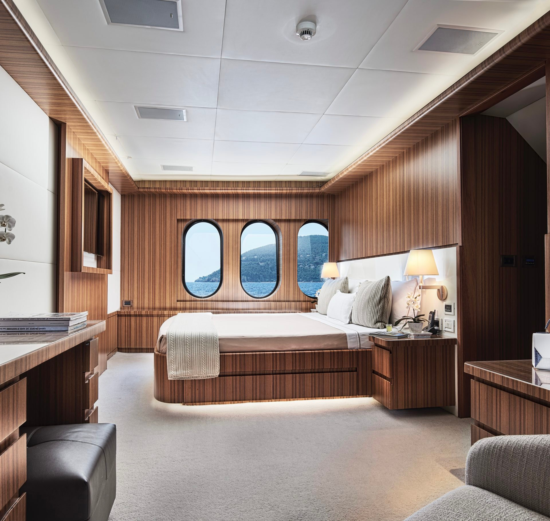 Sea Shell Yacht Charter - 212 Yachts